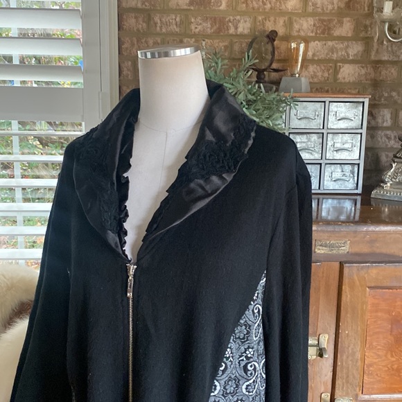 The Pyramid Collection | Dresses | The Pyramid Collection Full Zip ...